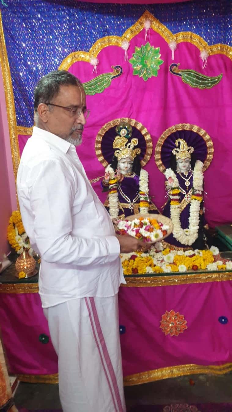 Sri Swamiji at Srinikethan, Vrindavan - Namadwaar